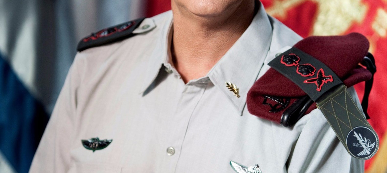 Le lieutenant-général Benny Gantz quitte Tsahal après 38 ans de service ...