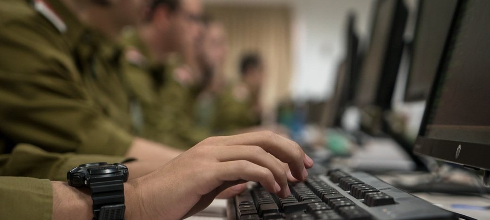 8200 Unit thwarts an ISIS attack | IDF